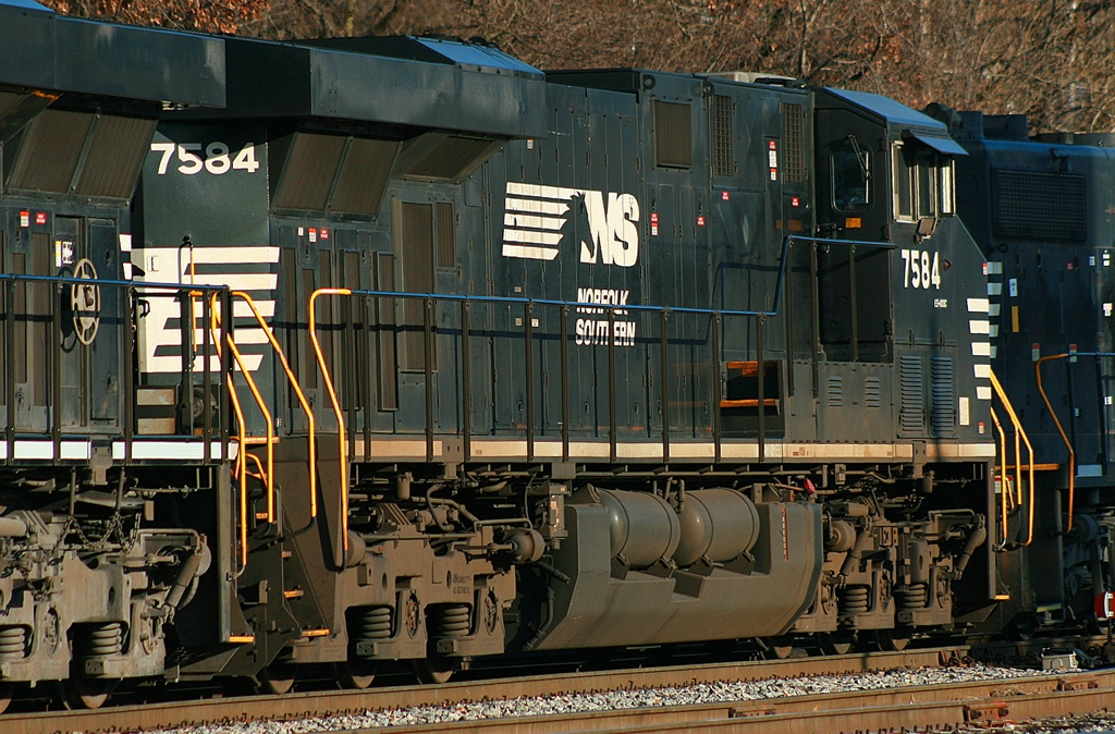 NS 7584